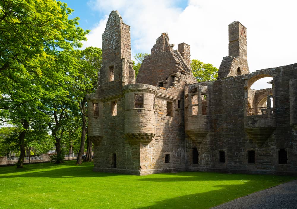 9 Medieval Palaces That Were Tragically Lost to Time | Evan Evans Tours