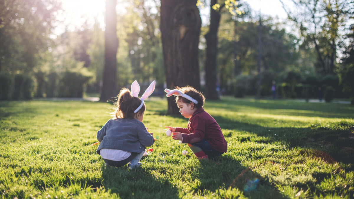 Easter Traditions in Britain: Customs, Food & Celebrations | Evan Evans ...